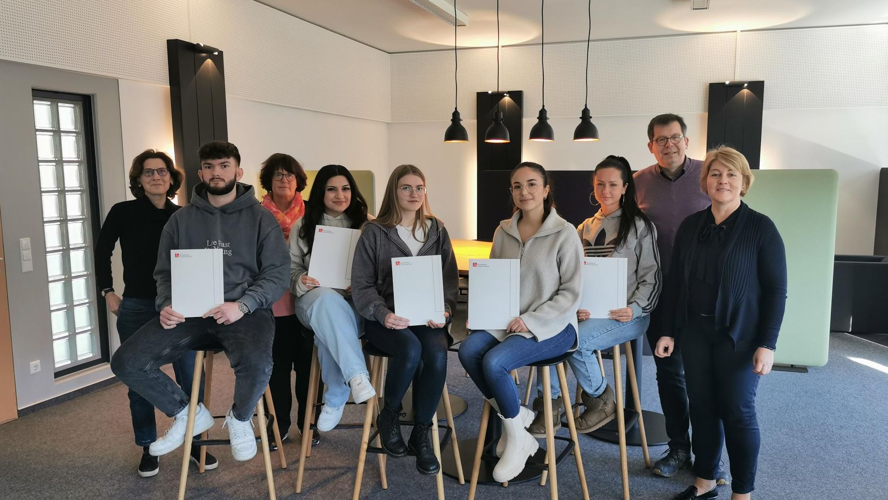 KMK-Zertifikate für Büromanager | Berufskolleg Schloß Neuhaus